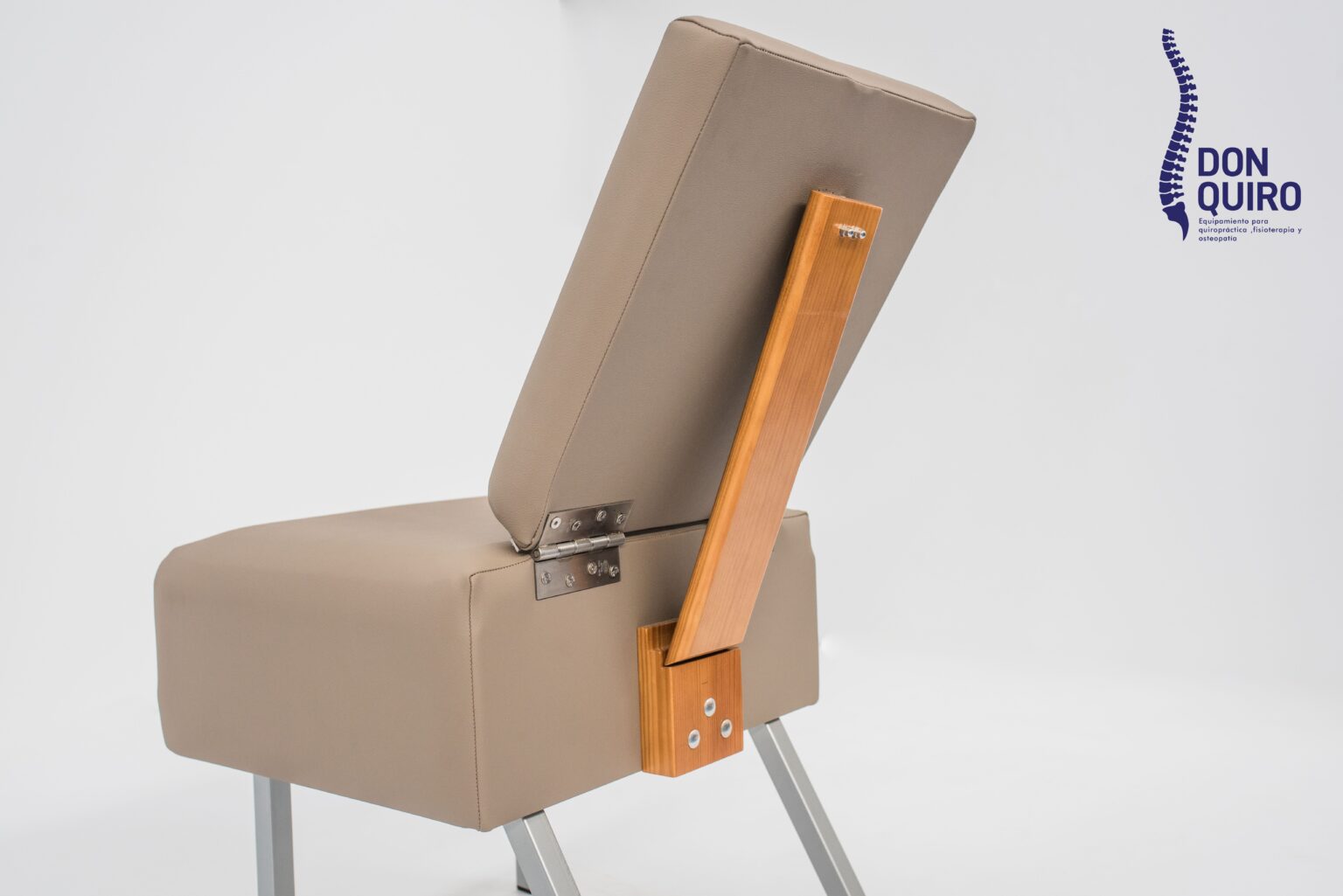 Chair for cervical adjustment – Gonstead type | Don Quiro